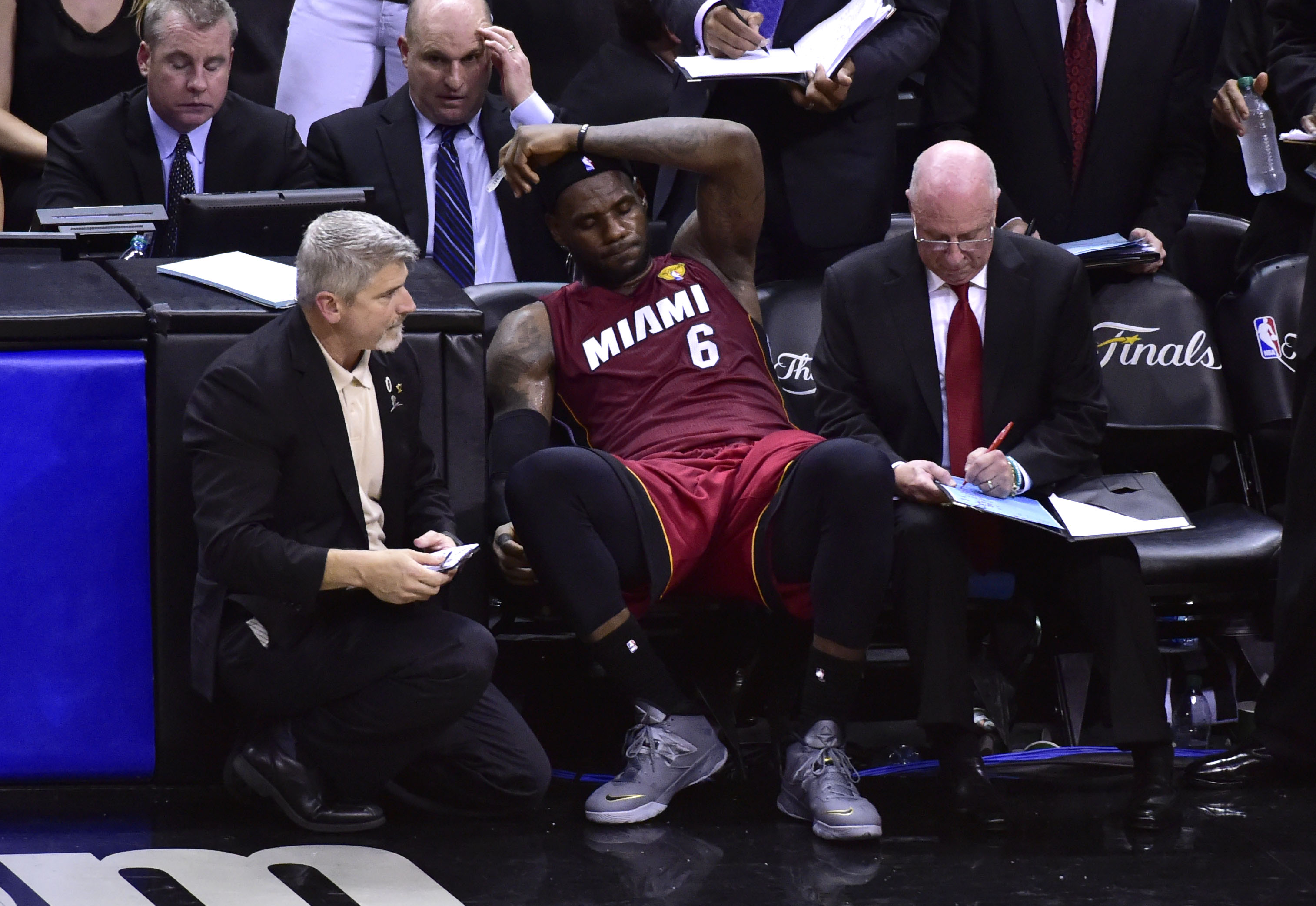 Lebron Cramp Haca Meme